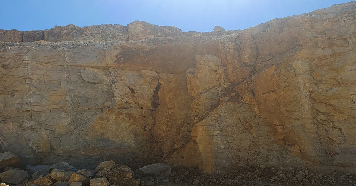 Automated Ore Waste Rejection Control - Case Study